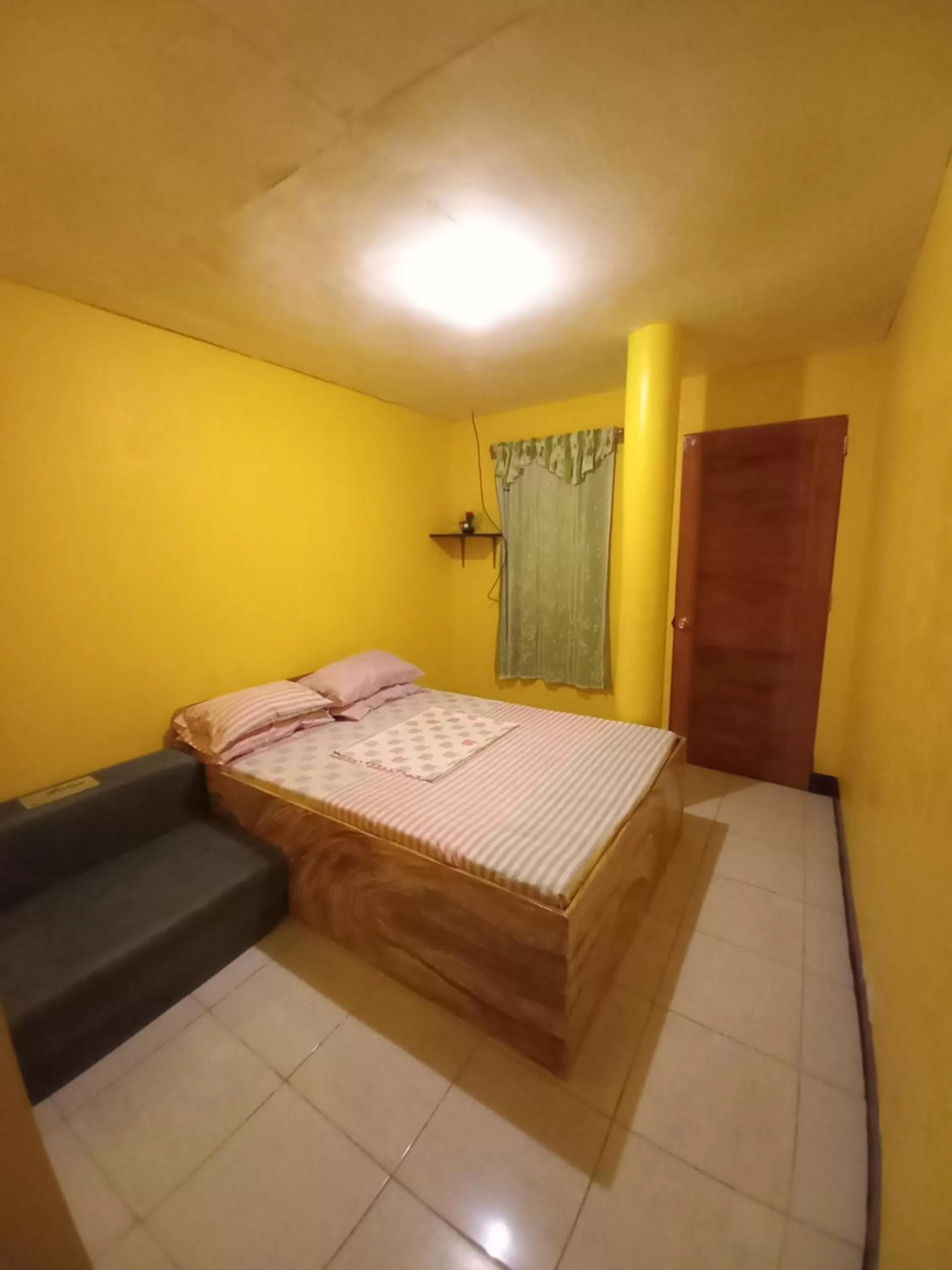 Chateau De Aow, Carles, Philippines - from $15 - Hotels21