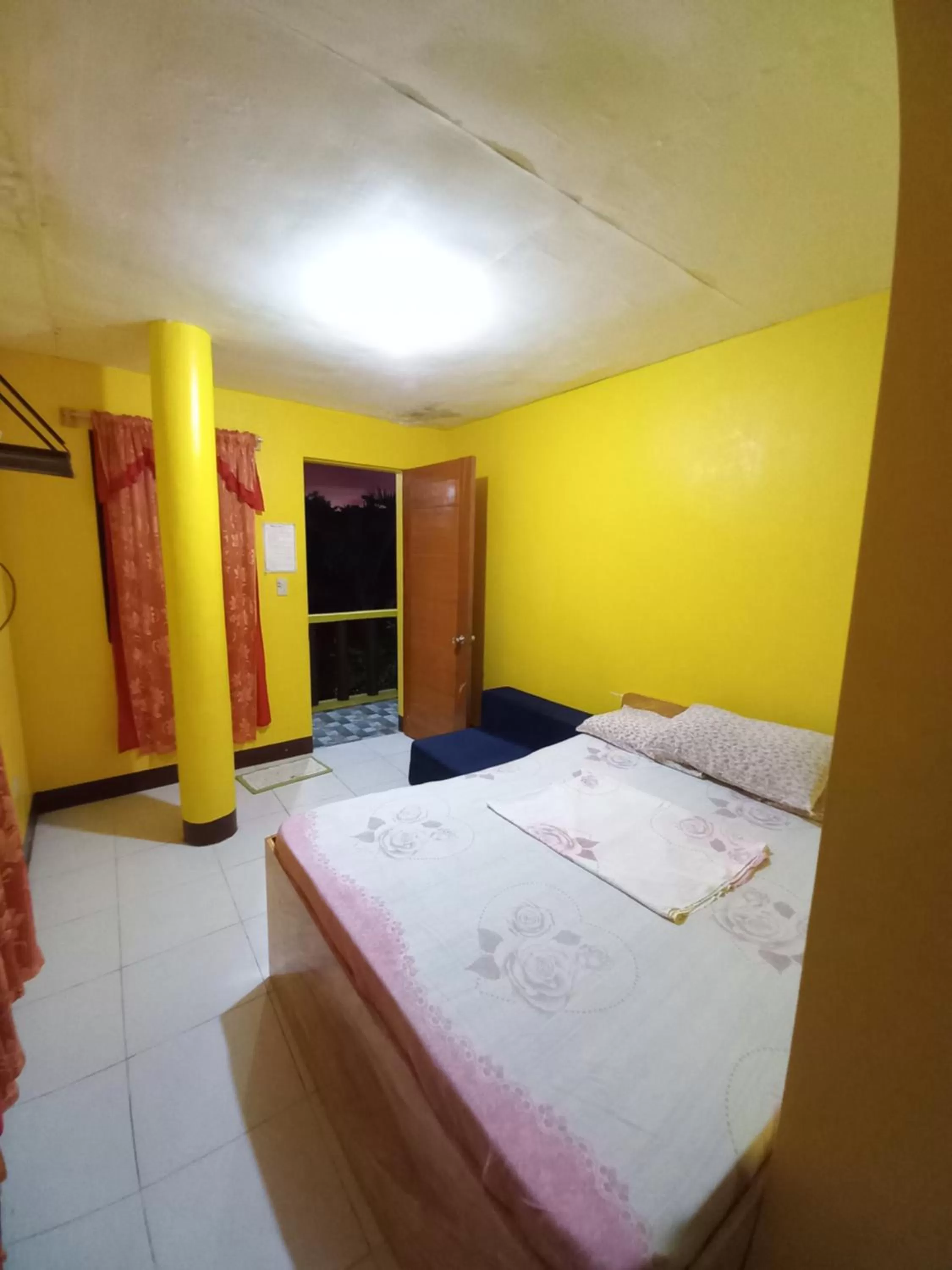 Chateau De Aow, Carles, Philippines - from $15 - Hotels21