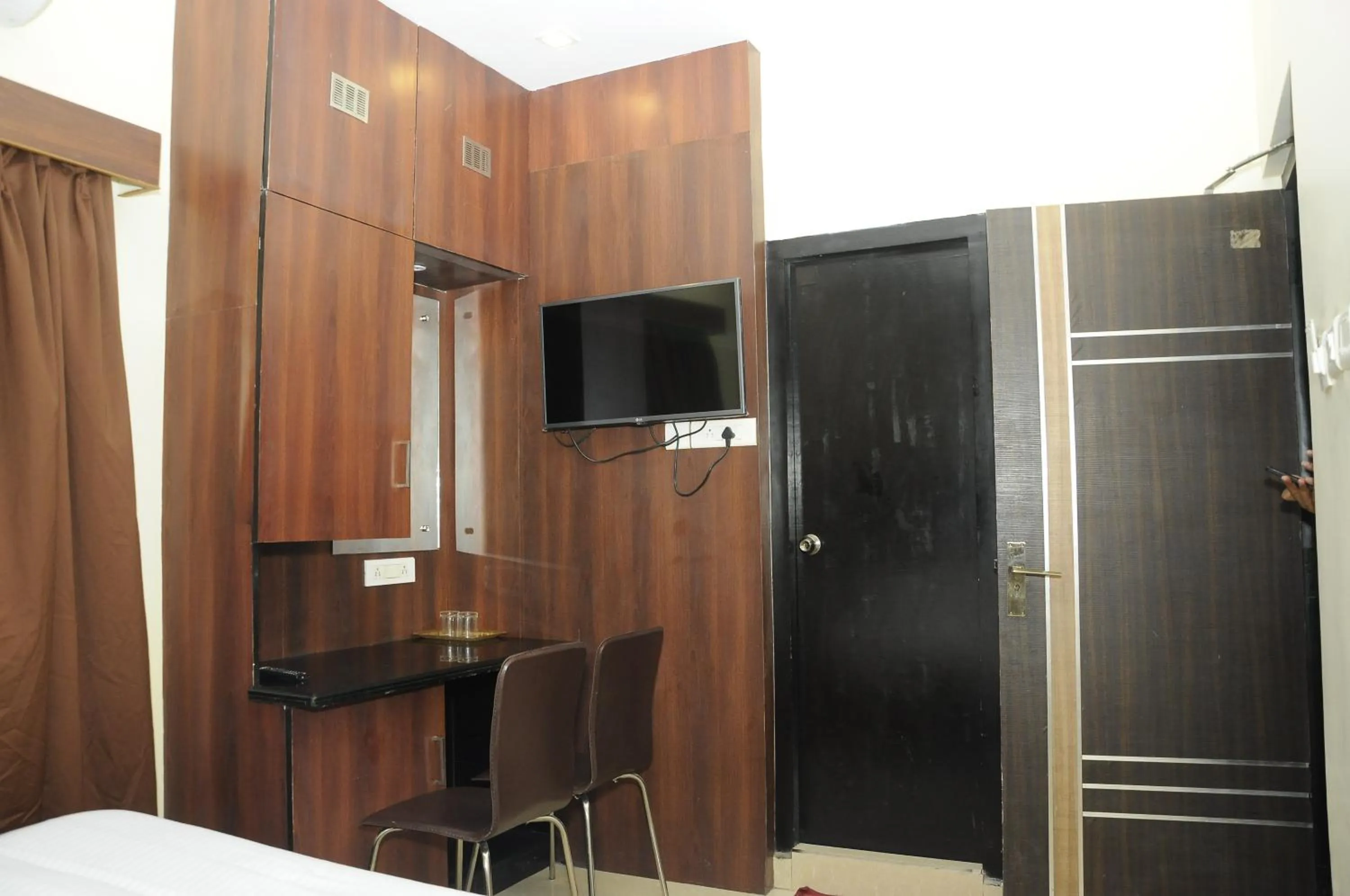 Hotel Grand Parkway, Chennai, India - from - Hotels21